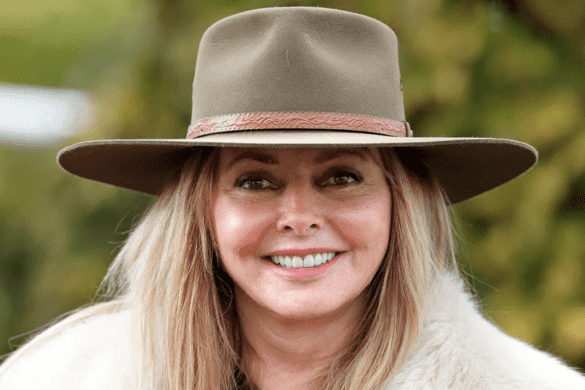 10 Glamorous outfits worn by Instagram superstar Leich Perlig ...