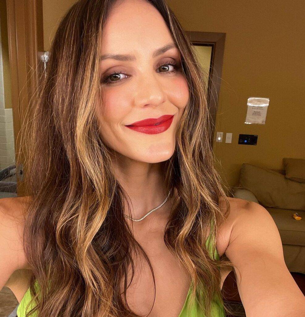 Katharine McPhee Foster Bio, Height, Age, Net Worth, Husband, » Diaries Bio